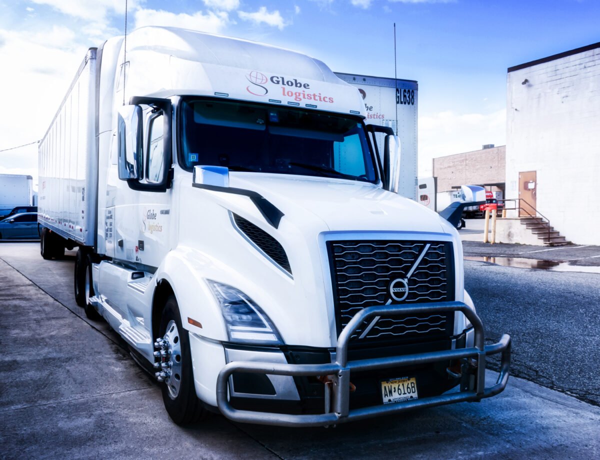 Globe Logistics - Your Trucking Company, Excellence On Time
